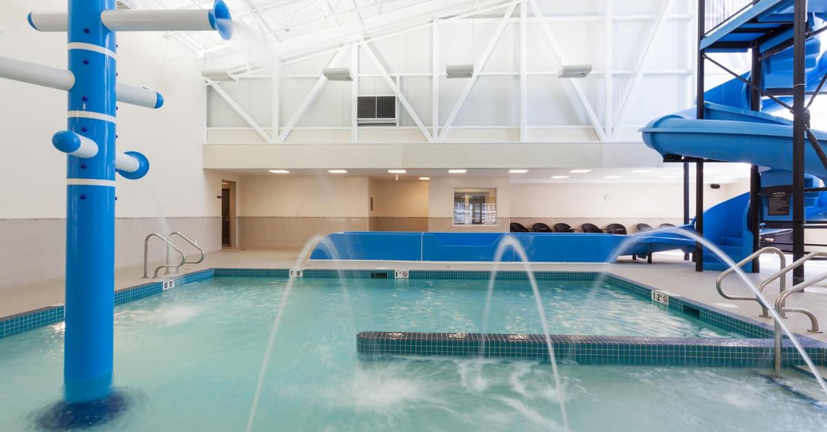 Wetaskiwin Hotel with Pool | Siding 16 Lodge | Official Site